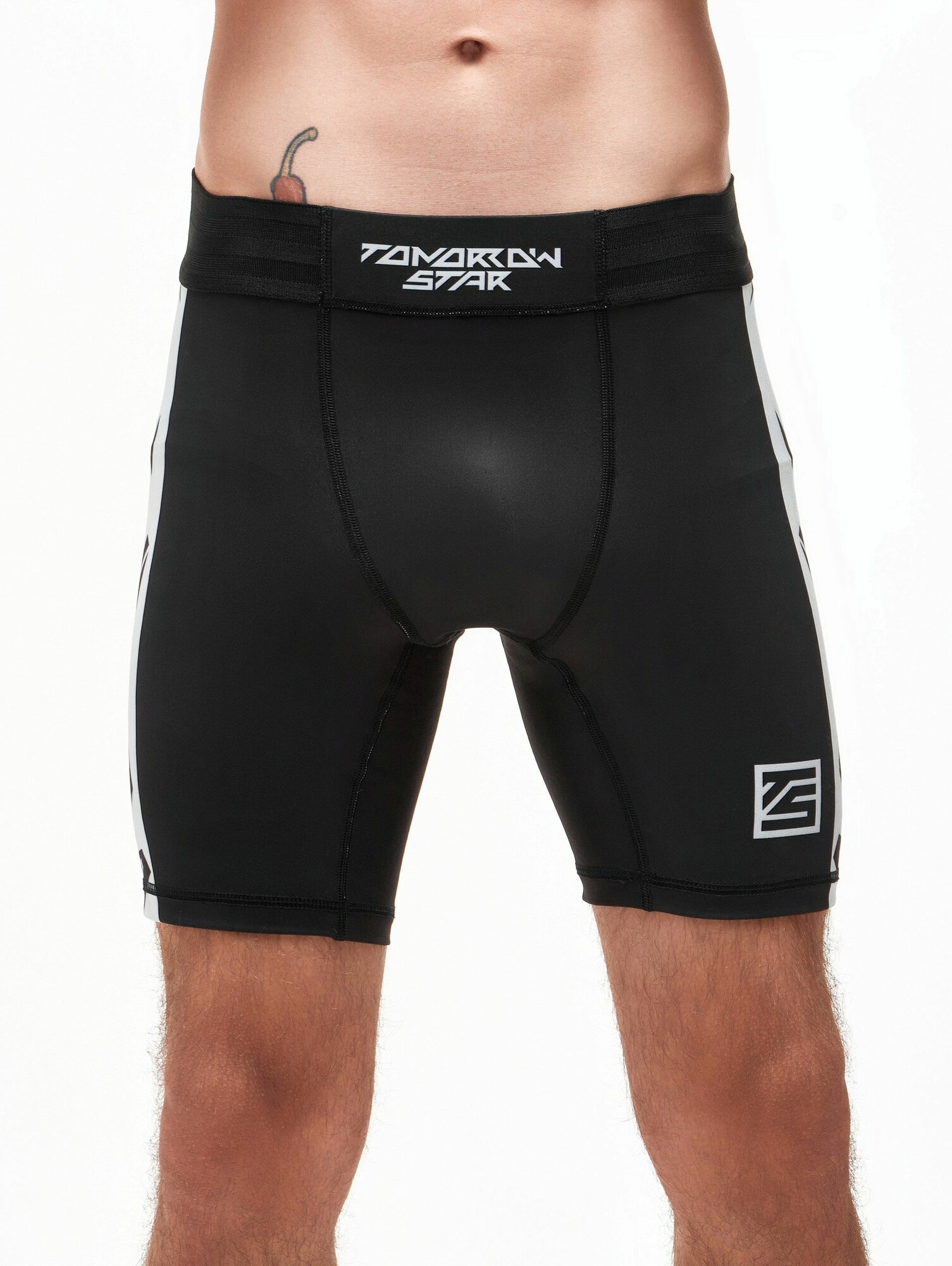 Шорты спортивные