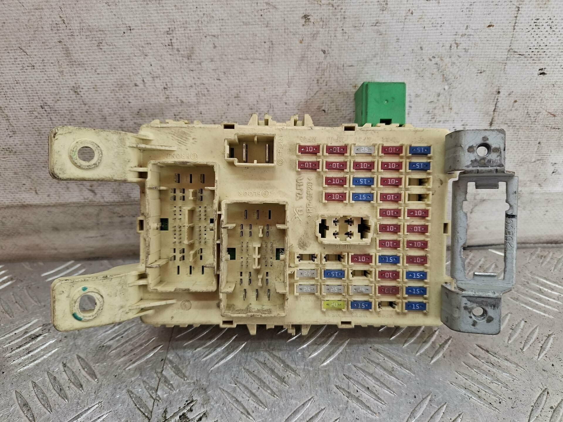 Блок предохранителей Hyundai Solaris 2012 1013613009