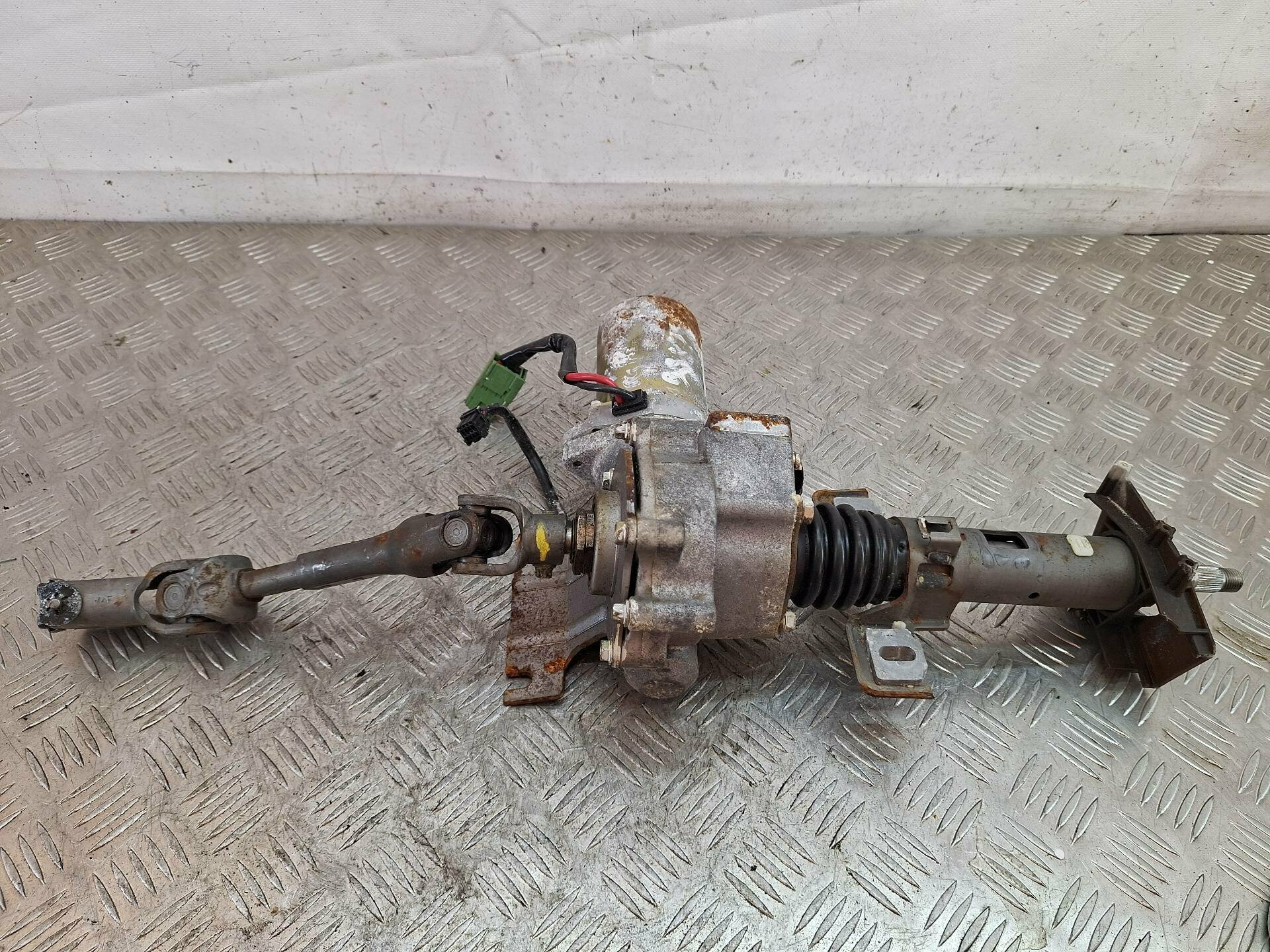 Электроусилитель руля Opel Corsa B 2000 001407140