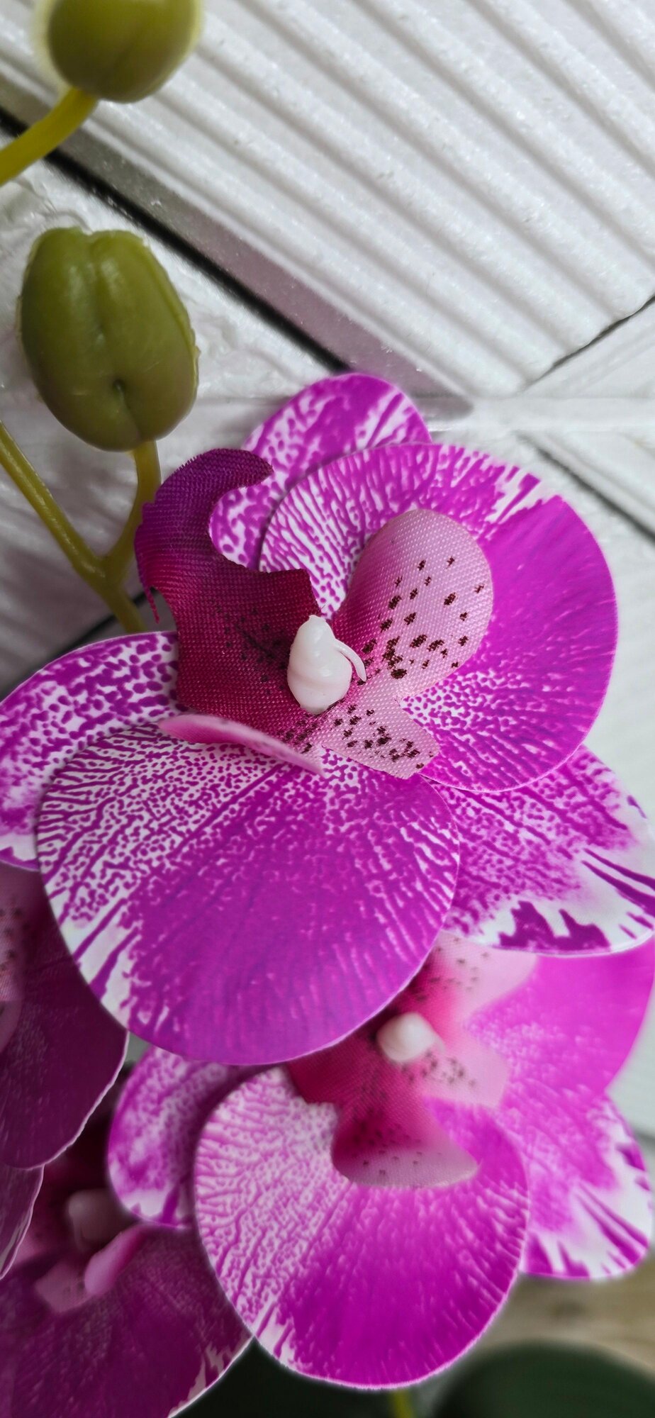 Орхидея искусственная Holodilova, фаленопсис, высота 37см, лиловая — фото 1