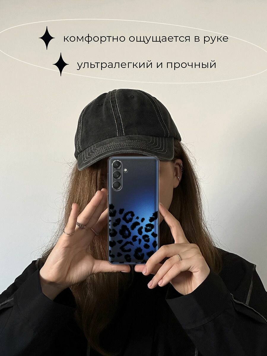 Чехол на Samsung Galaxy M55 / Самсунг M55 с принтом "Окрас леопарда фон черный", прозрачный — фото 1