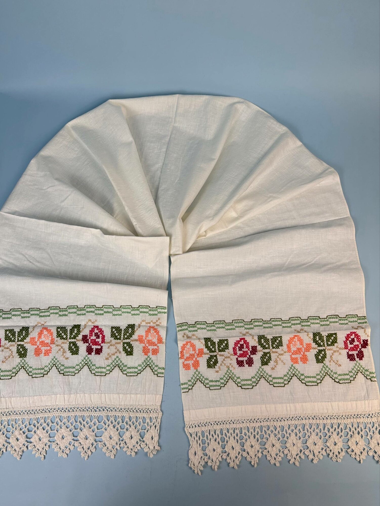 Рушник "Уральская роза" ручная вышивка / винтаж СССР