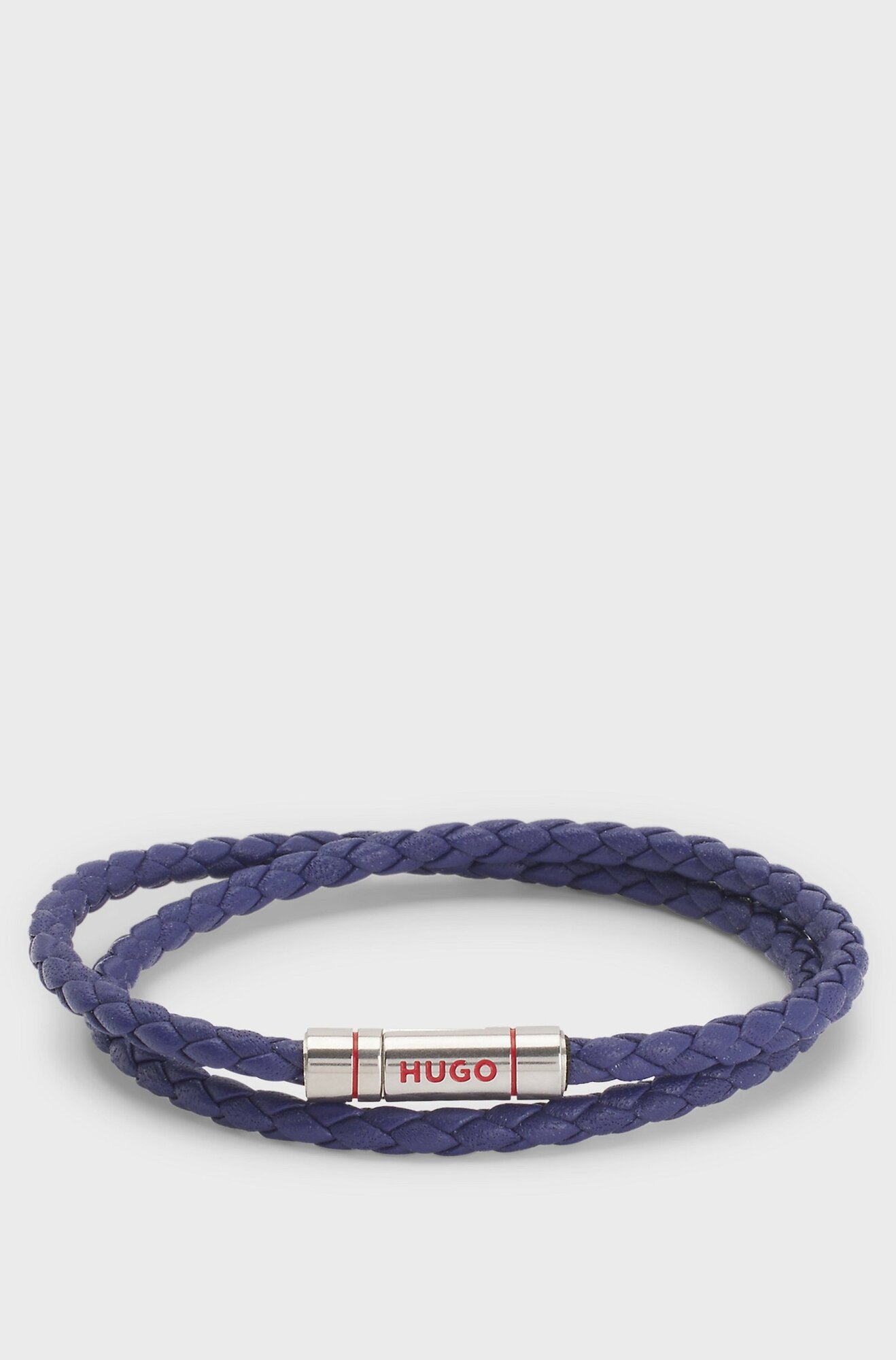 Плетеный браслет