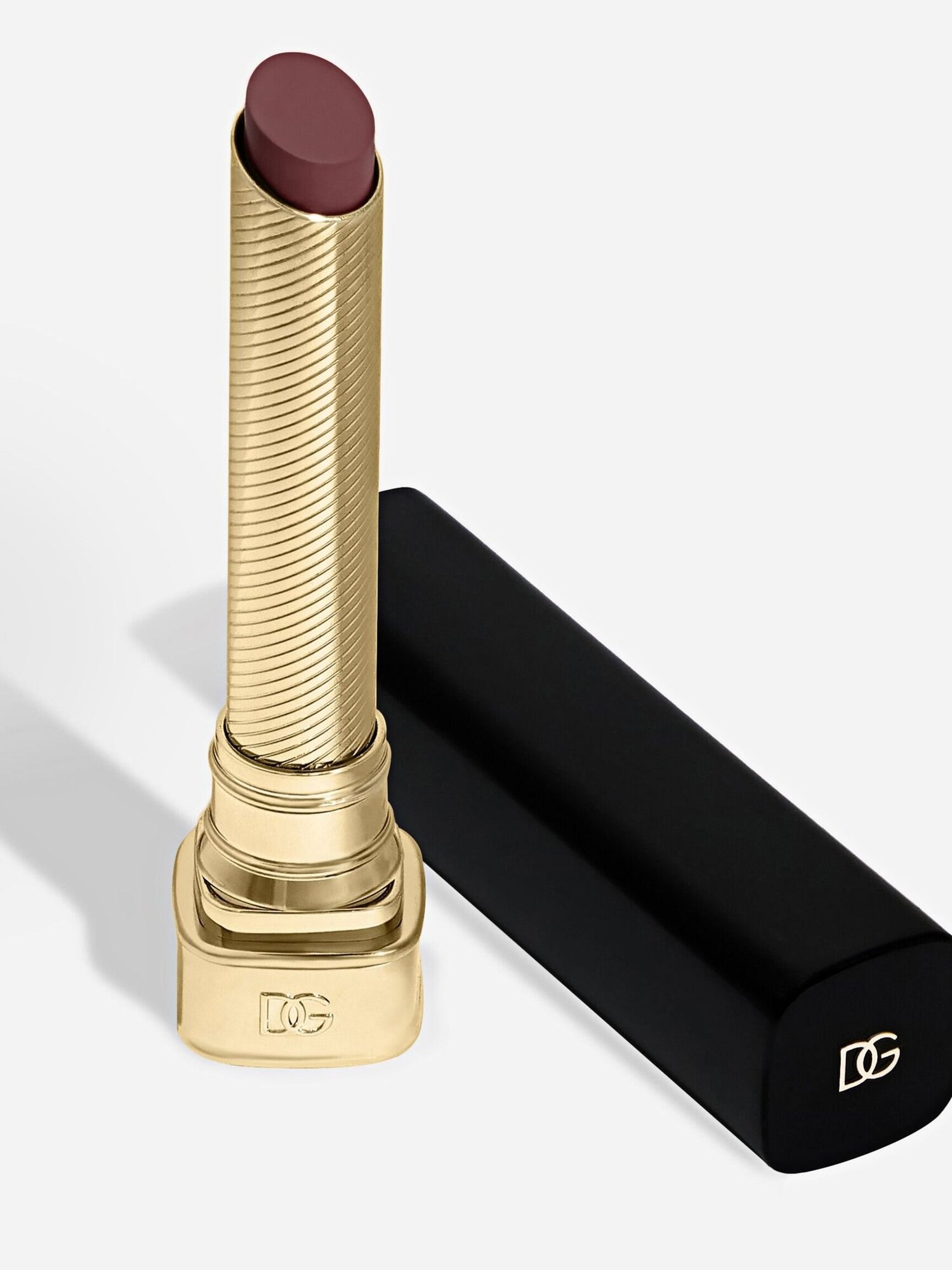 Помада Dolce&Gabbana My Comfy Matte, цвет 19.01, матовая, увлажняющая, 8г