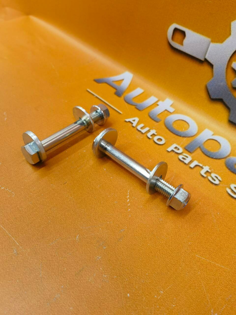 Развальные болты форд фокус 2 фокус 3 Ford focus в сборе с гайкой и шайбой комплект 2 шт