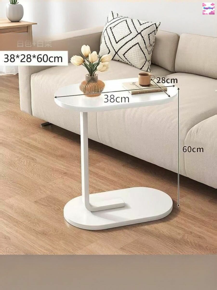 Диван в гостиной бытовой стол прикроватная тумбочка