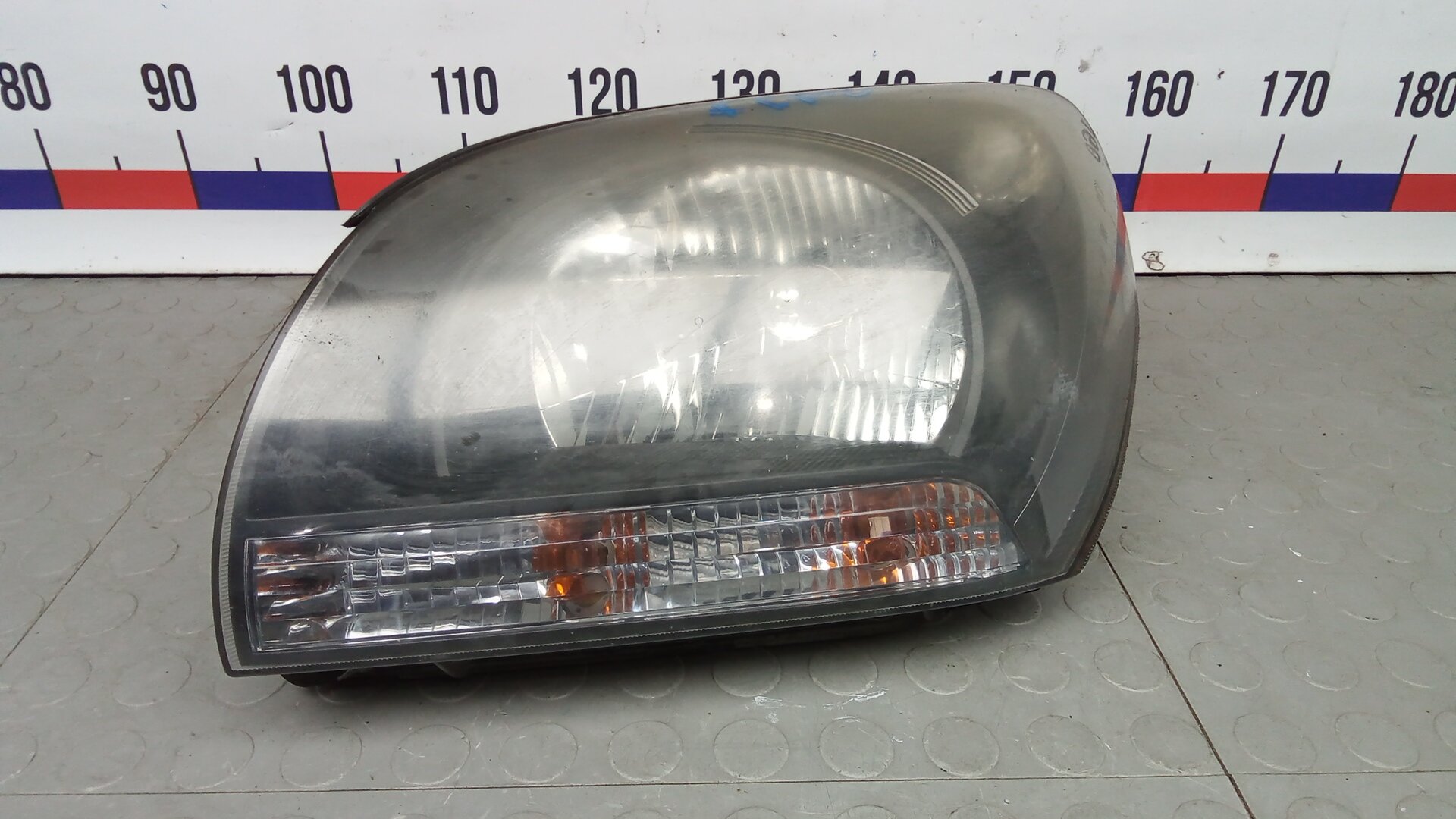 Фара левая KIA SPORTAGE 2