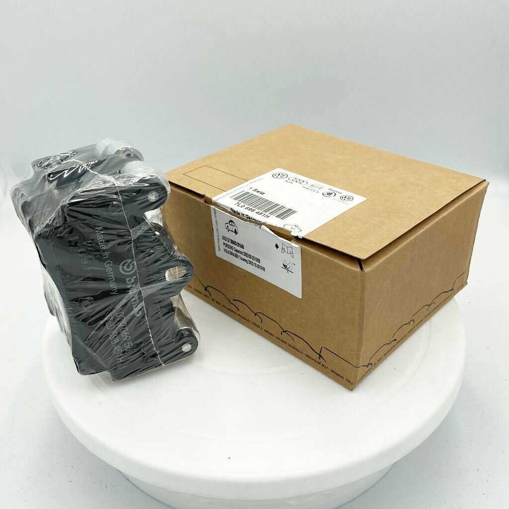 Колодки тормозные VAG 7L0698451H Q7 Touareg Cayenne