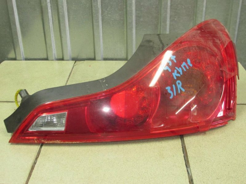 Фонарь задний правый Infiniti G 35 V36 2007-2014