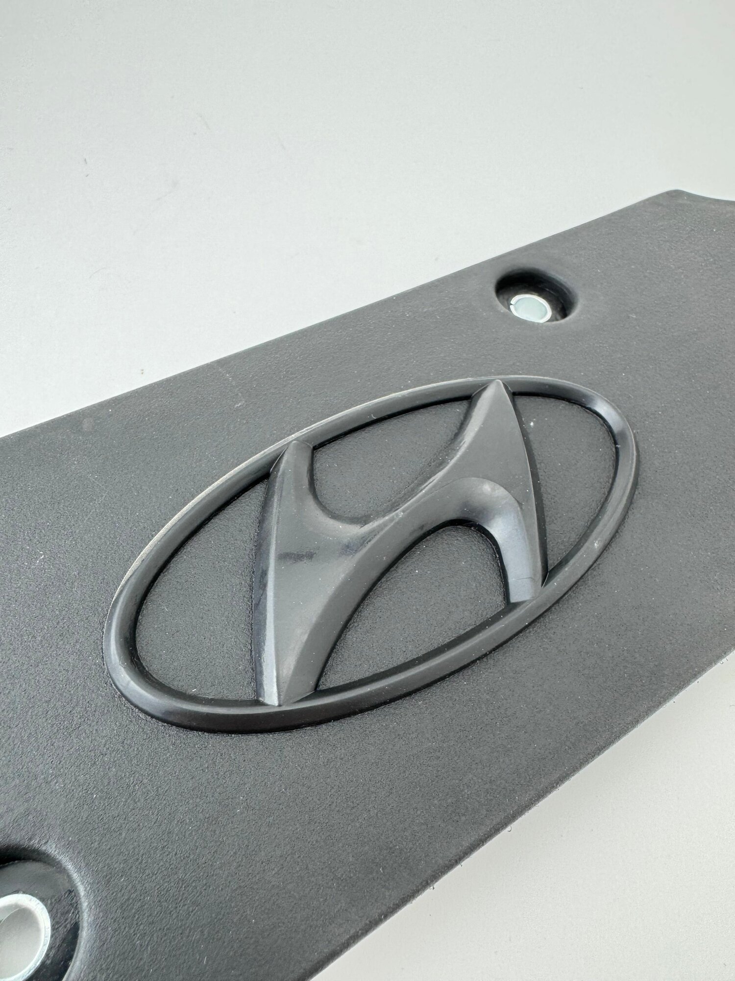 Накладка клапанной крышки 224052B000. Hyundai Solaris 11-16, Kia Rio с 2011 года.