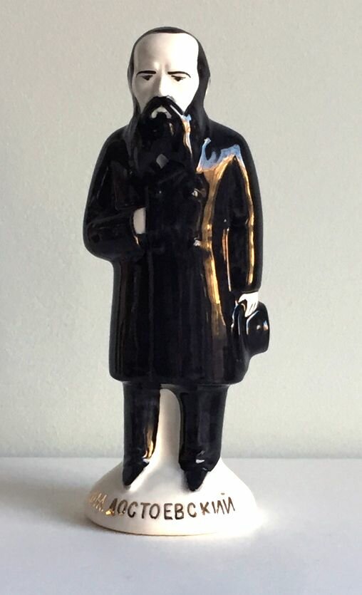 Фаянсовая скульптура Ф. М. Достоевский Sr-VH-57