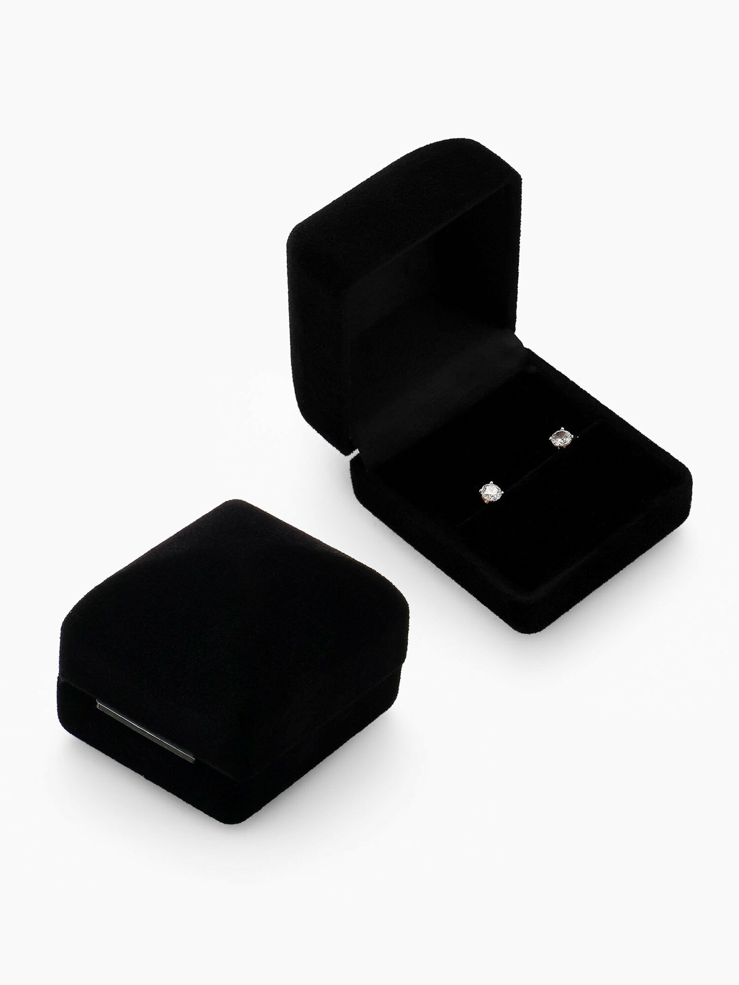 Футляр под серьги, кольцо "Традиции", бархатный, 4.5x5 см, чёрный