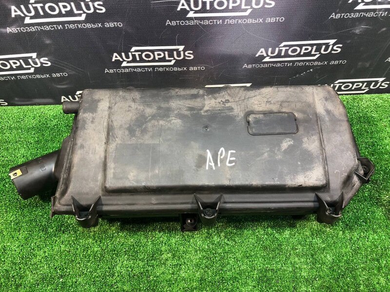 Корпус воздушного фильтра Volkswagen Bora 2002 (APE) Б/У с пробегом Арт. 036129611AM