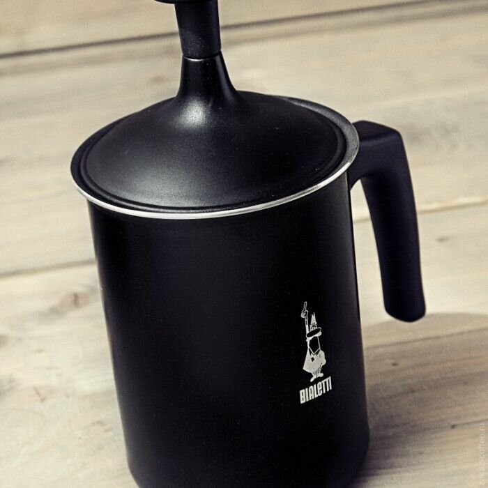 Вспениватель для молока Bialetti Tuttocrema 3 порций 166мл цвет черный