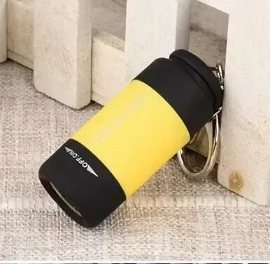Портативный водонепроницаемый LED фонарик-брелок Желтый, yellow