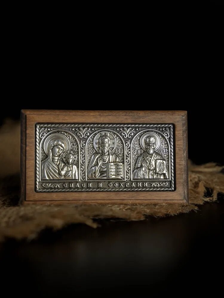 Икона в машину Триптих, 8 х 4,5 см