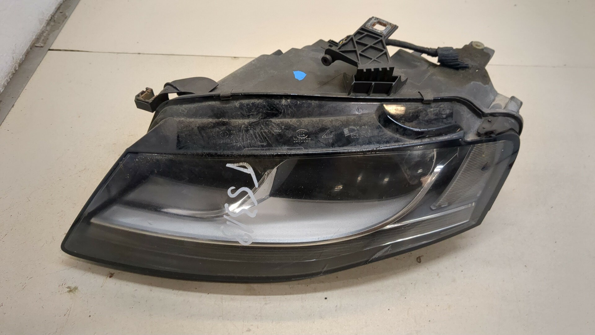 Фара (передняя) левая Audi A4 (B8) Allroad Б/У