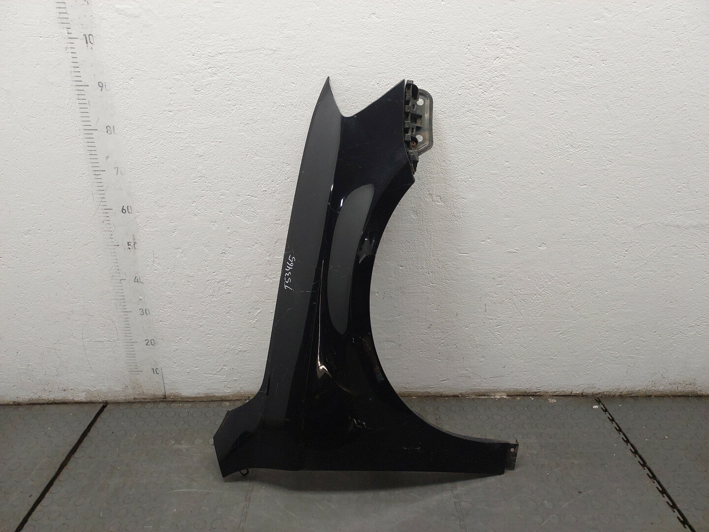 Крыло правое переднее Volkswagen Passat 7 Европа Б/У