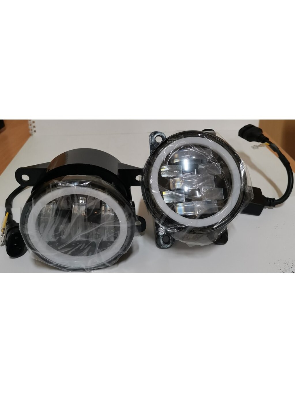 Фара противотуманная "C2R" 70W 1 режим белый + ДХО 7 линз с регулировкой (2 шт)