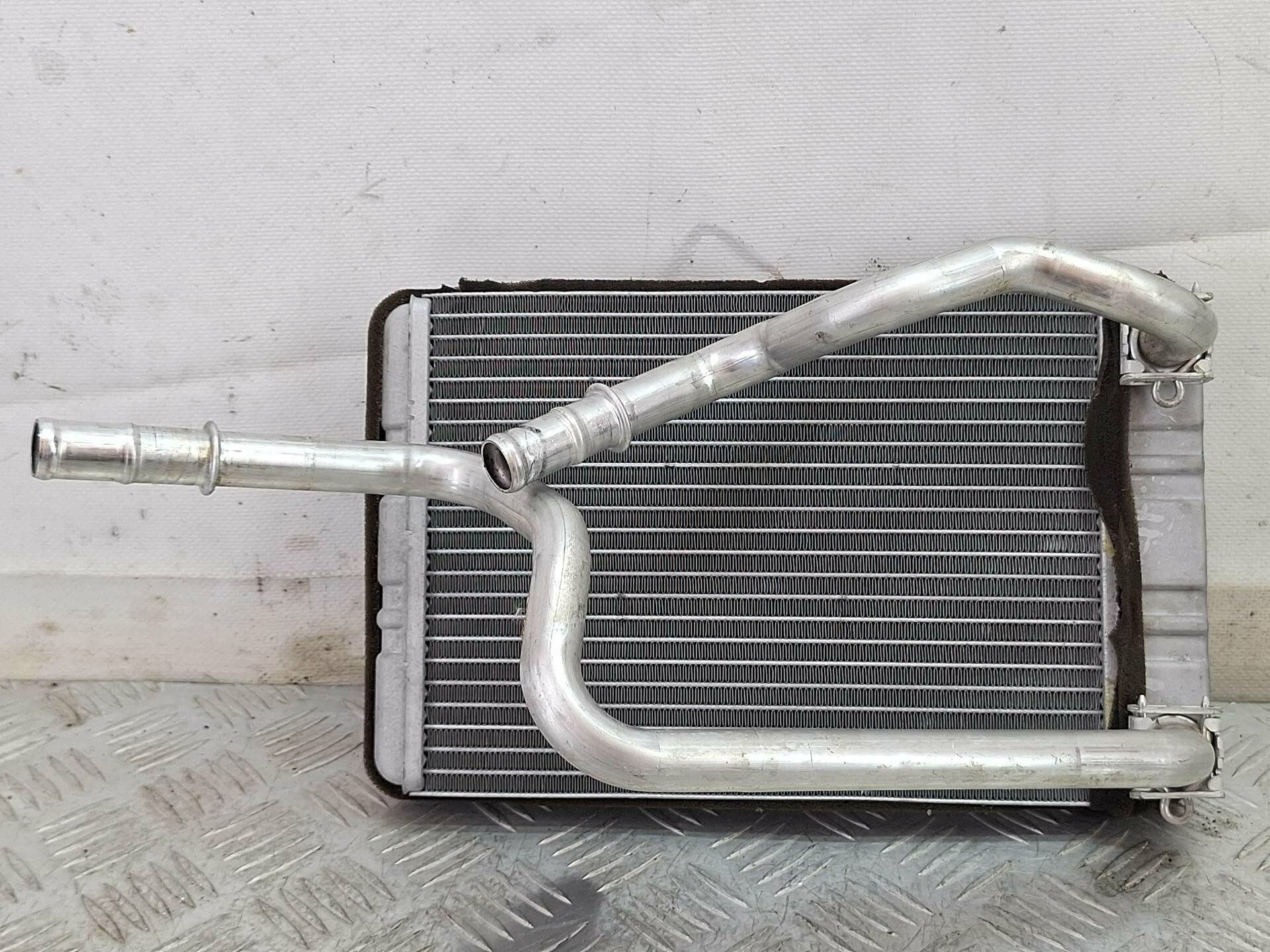 Радиатор отопителя (печки) Mercedes-Benz C W203 рест. 2006