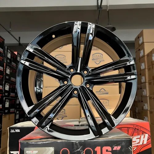 FADI H3111F Колесный диск Штампованный 19x8.5" PCD5х112 ET38 D57.1