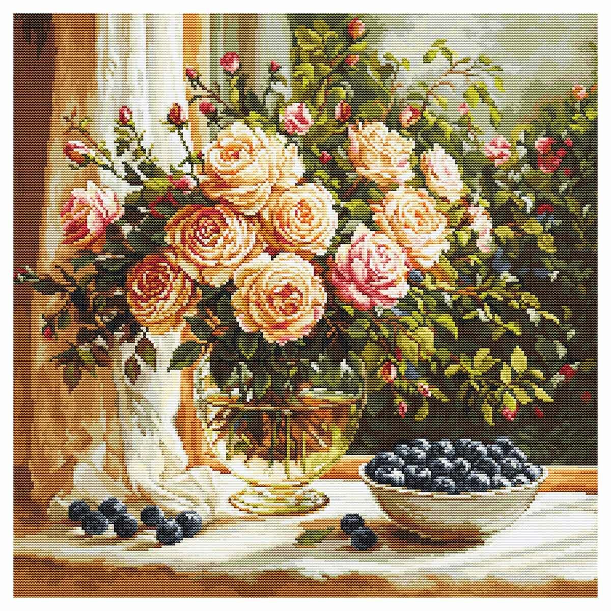 Набор для вышивания крестиком 'Ваза с розами и черникой', 35*35см, Luca-S, B719