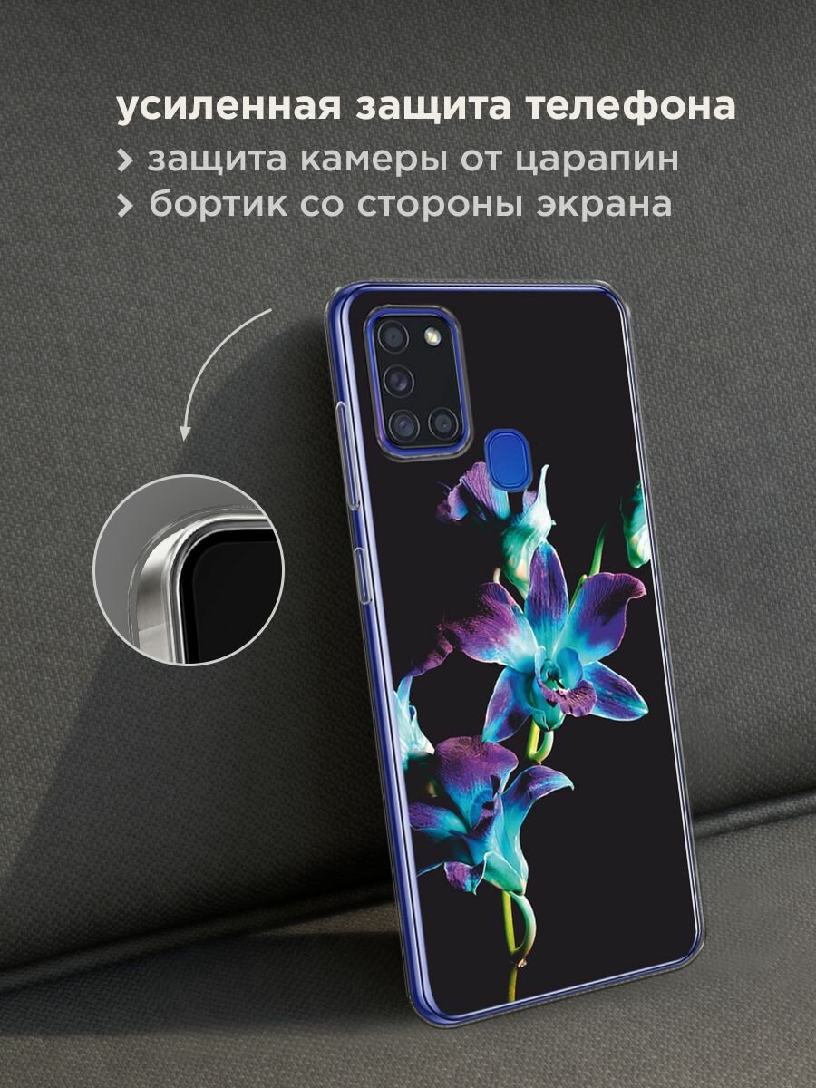 Чехол на Samsung Galaxy A21s / Самсунг Галакси A21s с принтом "Синий цветок на черном" — фото 1