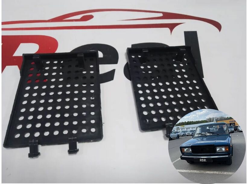 Решетка динамика (на панель) 2105,2107 2шт.