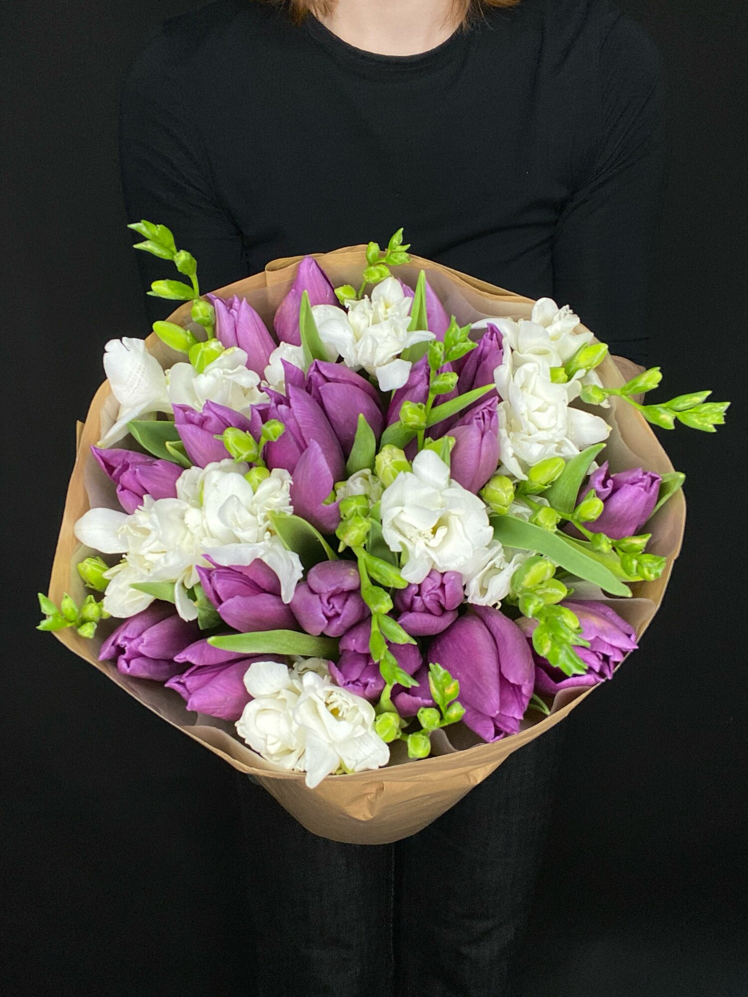 Фиолетовые тюльпаны