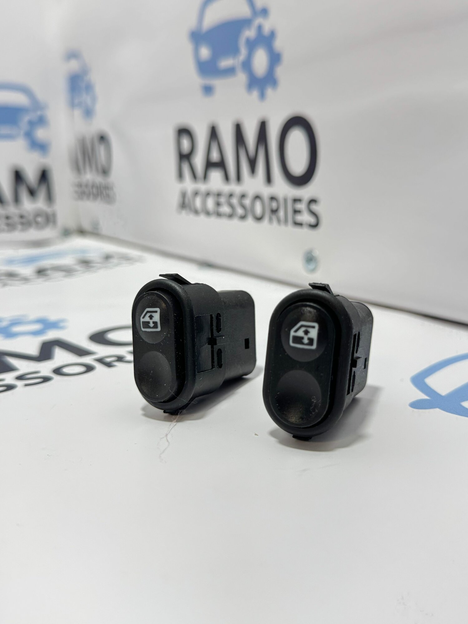 Кнопка стеклоподъемника без рамки 2шт Ваз 2109, 2115, 2110-2112 2123, Нива Шевроле