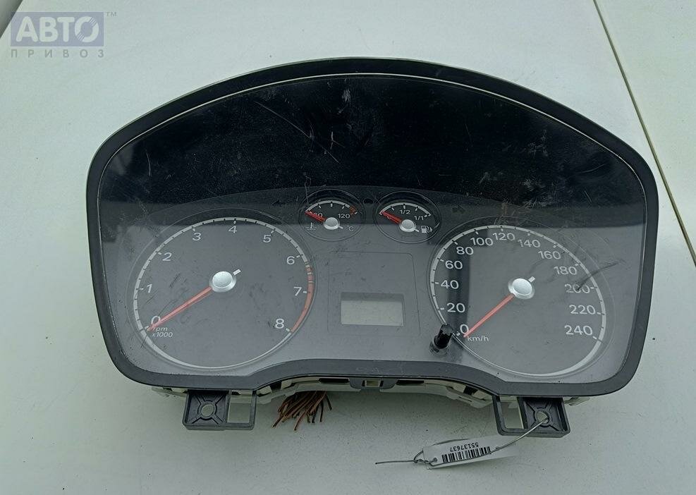 Щиток приборный (панель приборов) Ford Focus 2 (2004-2010)