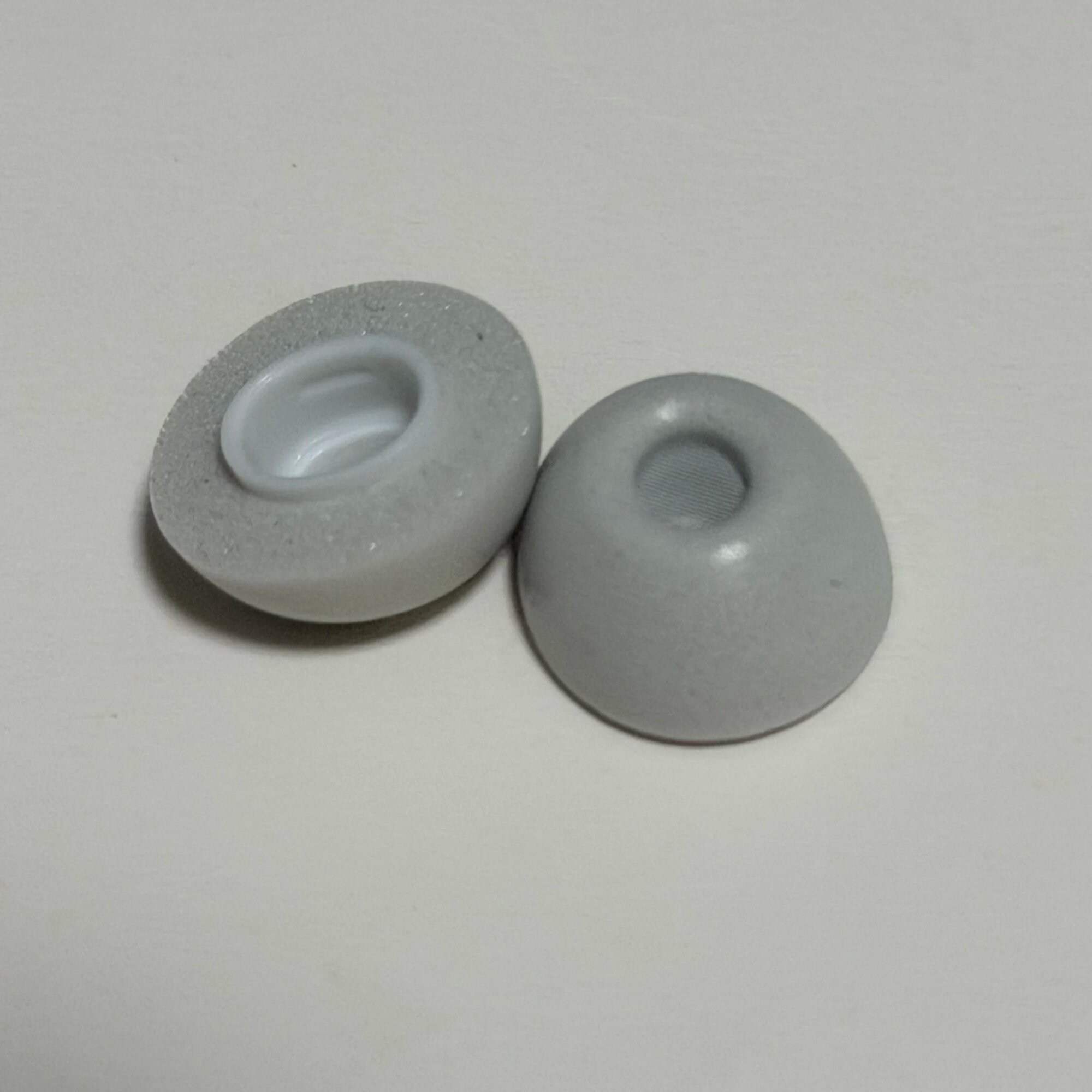 Амбушюры из пены с эффектом памяти для AirPods Pro 3 CHENYIQING S-1 pair, Светло-серый