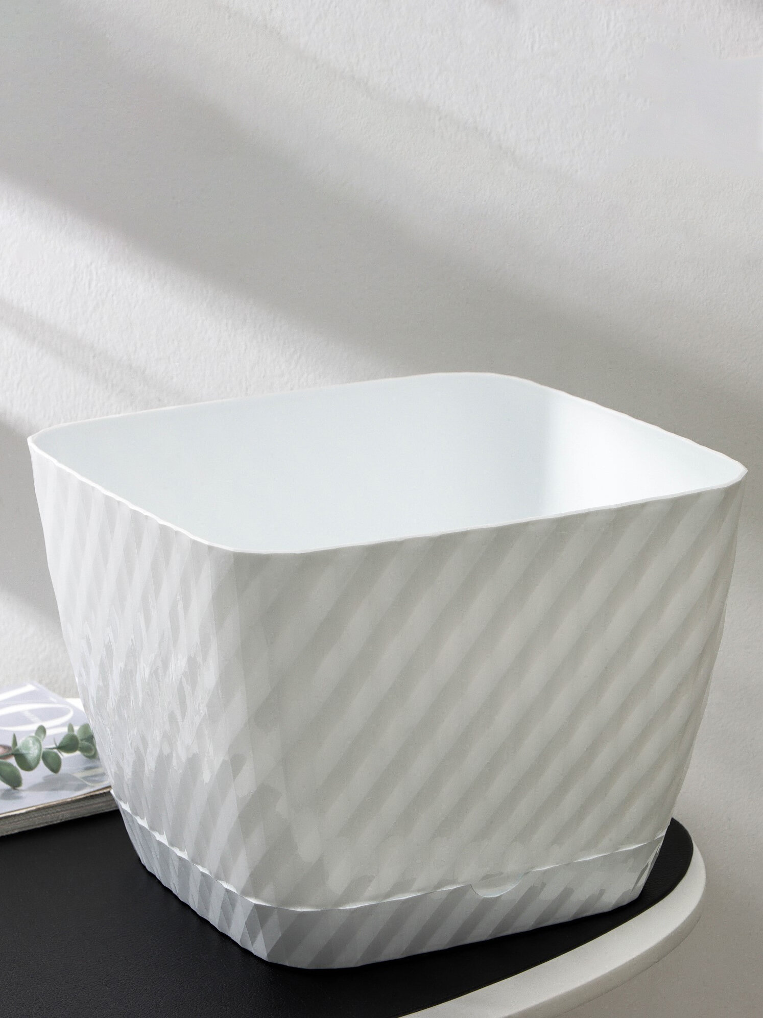 Горшок для цветов Классика, с поддоном, пластик, белый, 15л