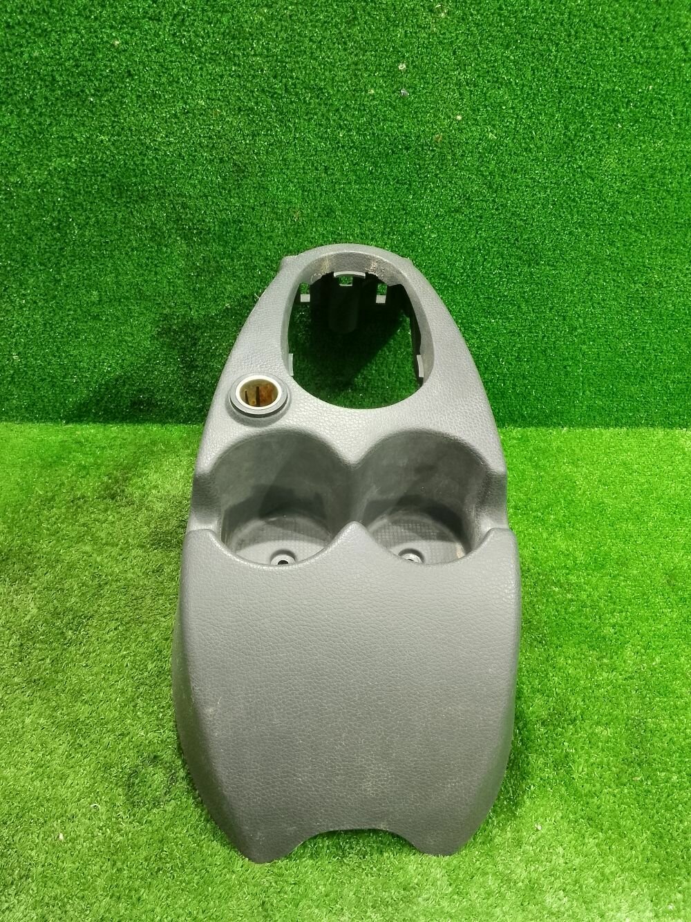 Консоль центральная Renault Logan I Б/У с пробегом