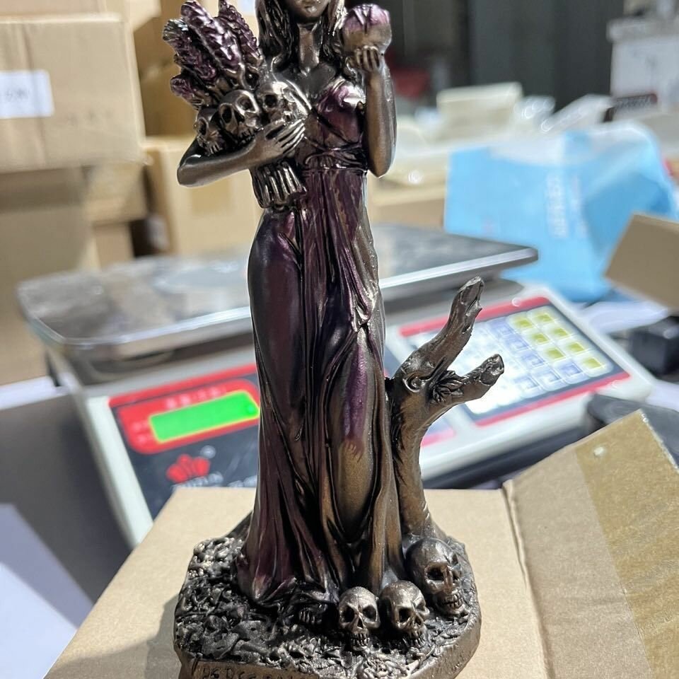 Статуэтка "Геката - богиня волшебства и всего таинственного" (Veronese) WS-580-ER