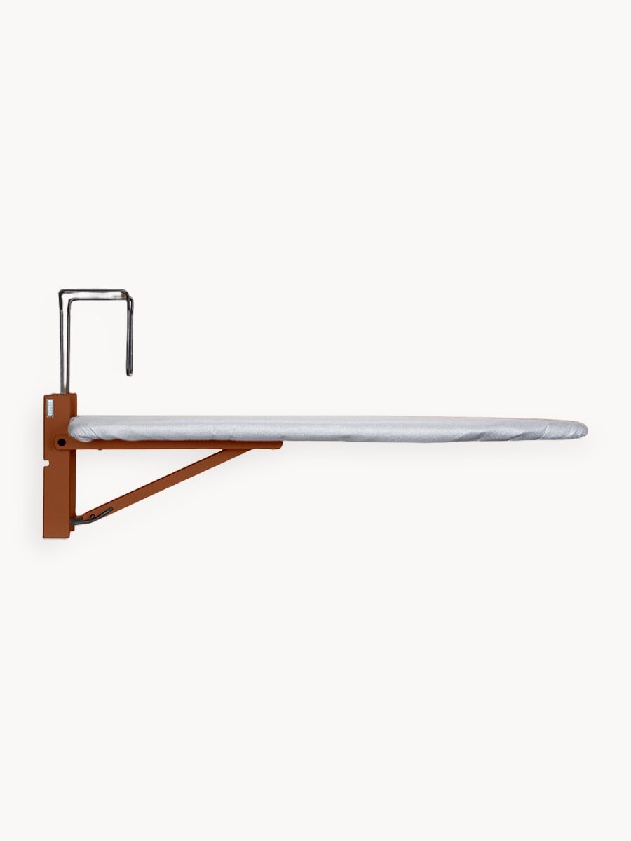 Встраиваемая откидная настенная гладильная доска с держателем утюга натуральный бук