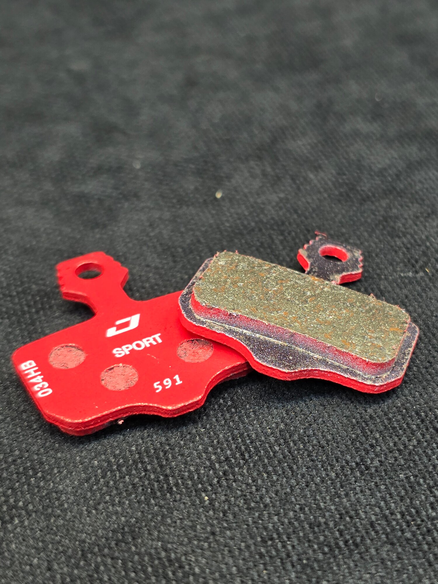 Колодки для дисковых тормозов Jagwire Sport SemiMetalic для Avid Elixir / Sram DB (DCA079 / BWD1002)