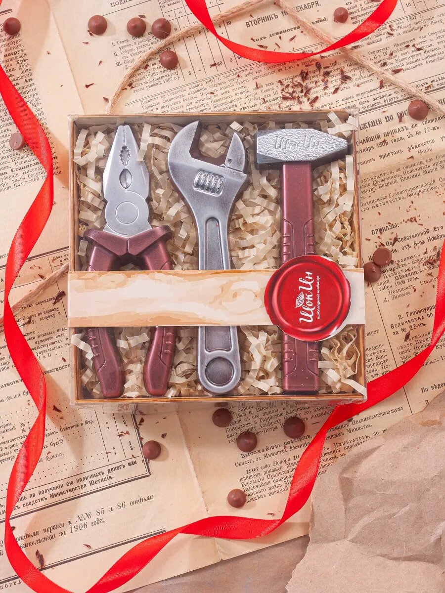 Набор шоколадных инструментов мужчине 120г