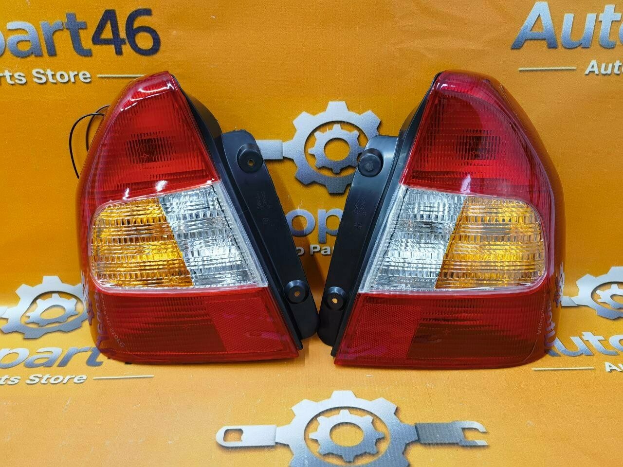 Задние фонари Хендай Акцент HYUNDAI ACCENT Тагаз задний стоп левый правый комплект