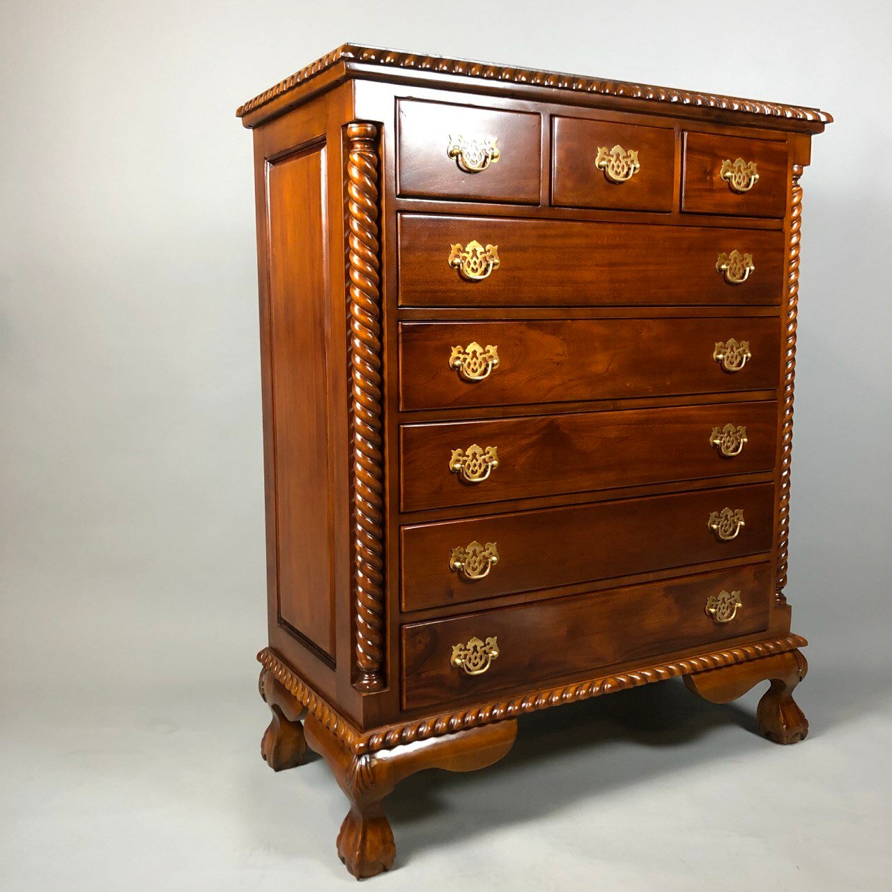 Комод в стиле Chippendale от DOMKORLEONE из красного дерева (mahogany wood), с ящиками, цвет орех LBW (коричневый)