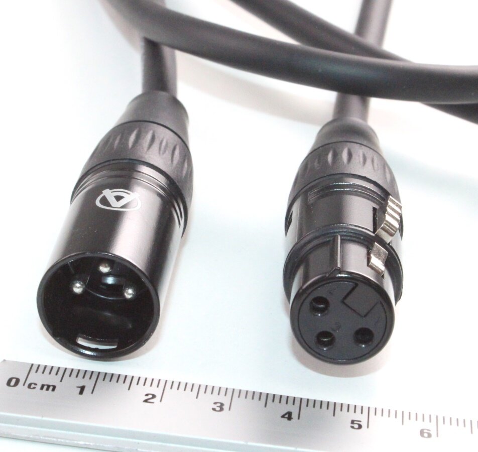 Шнур штекер XLR(M)-гнездо XLR(F) AuraSonics XMXF-1.5, 1.5 м, AuraSonics
