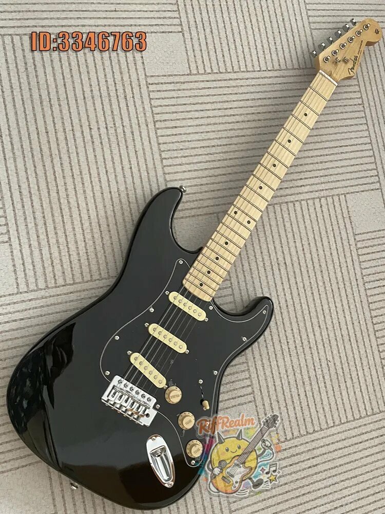 Электрогитара Stratocaster 6-струнная, корпус Дерево