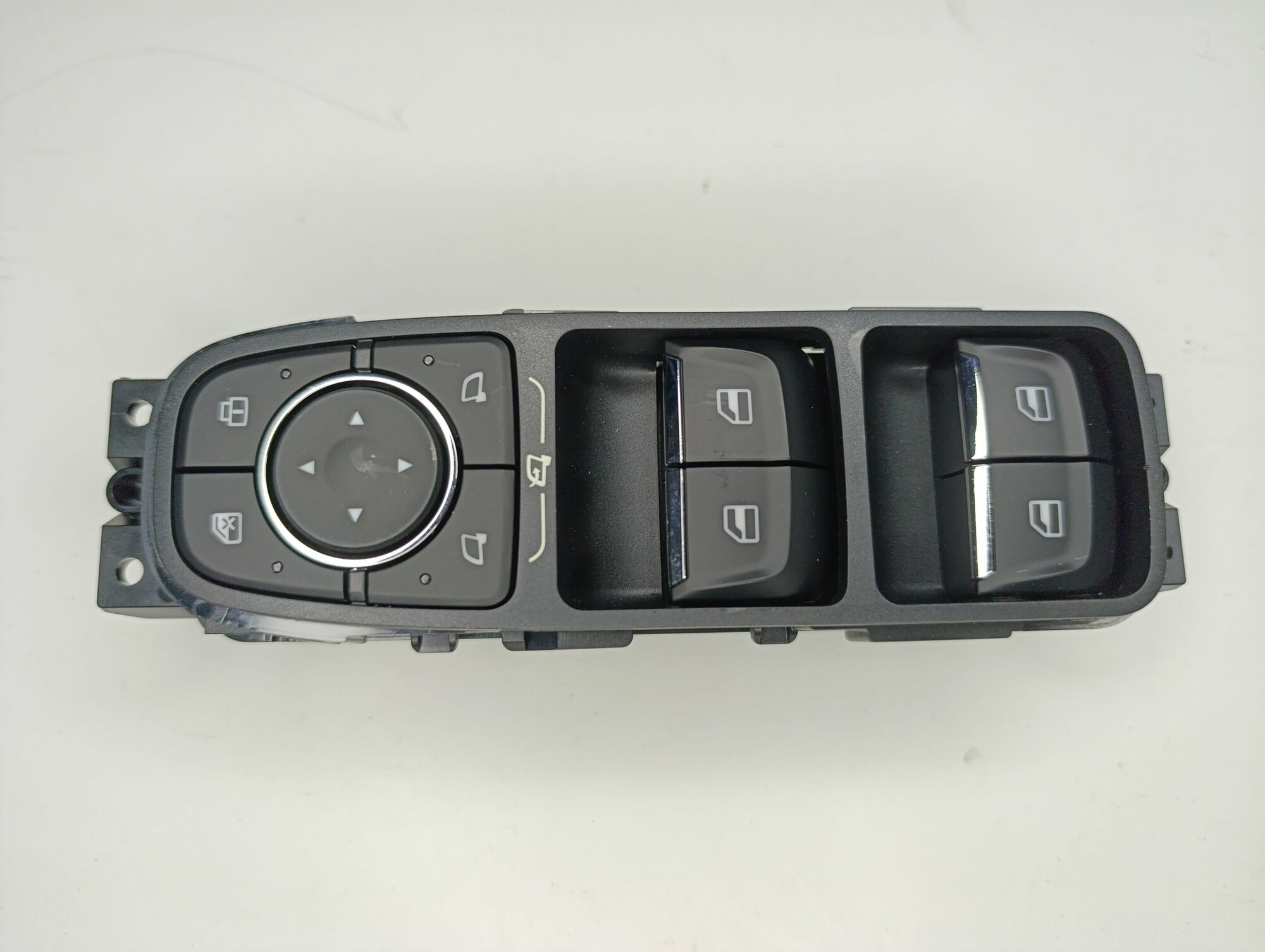 Блок кнопок водительской двери Haval Dargo [2.0 16V 7AMT внедорожник 4X4] 3746100XKN01A
