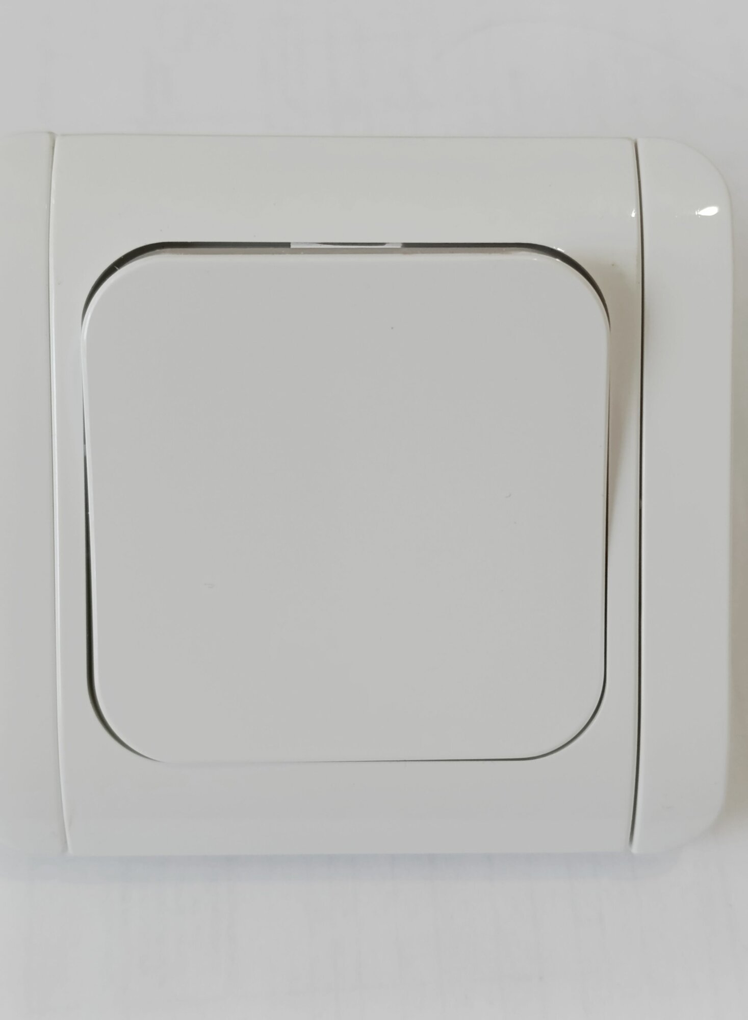 Выключатель VIKO внутренний одноклавишный, белый