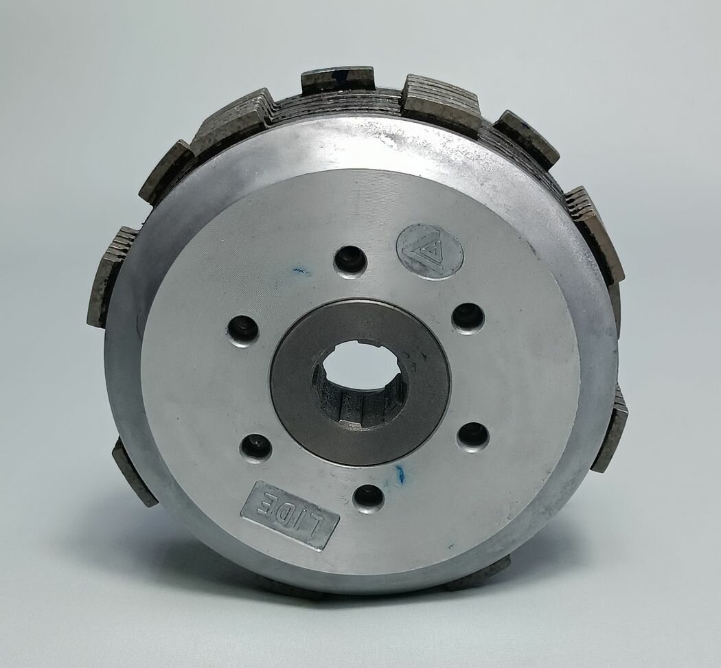 Корзина сцепления (внутренняя часть) в сборе + диски сцеп. 174YMN, Regulmoto XADV