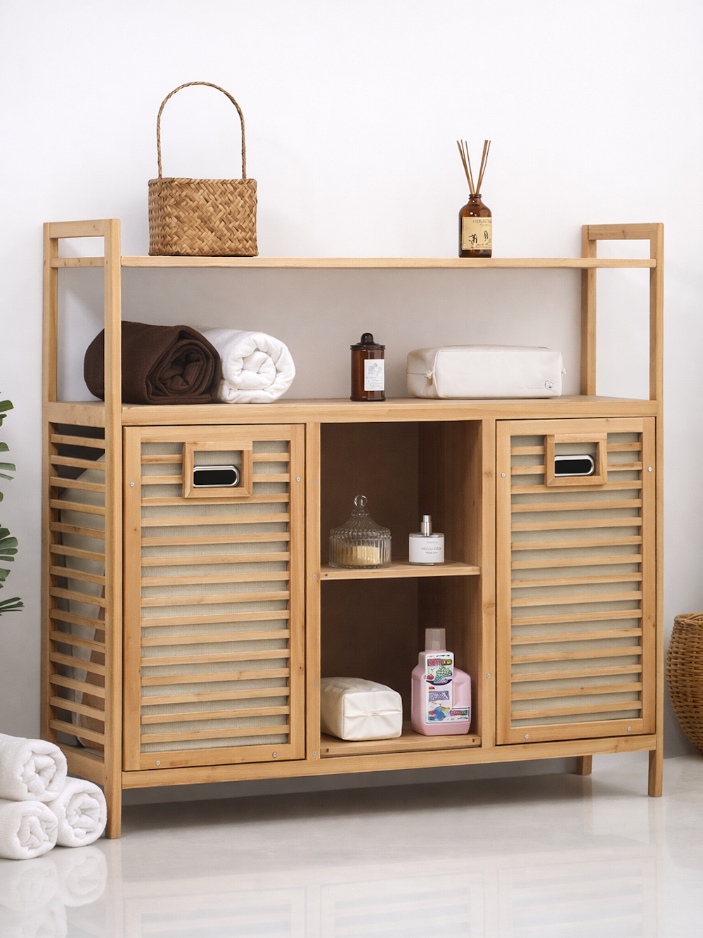 Стеллаж в ванную с корзиной для белья, этажерка для ванной Bambuchka, 100х30х95 см, натуральный бамбук