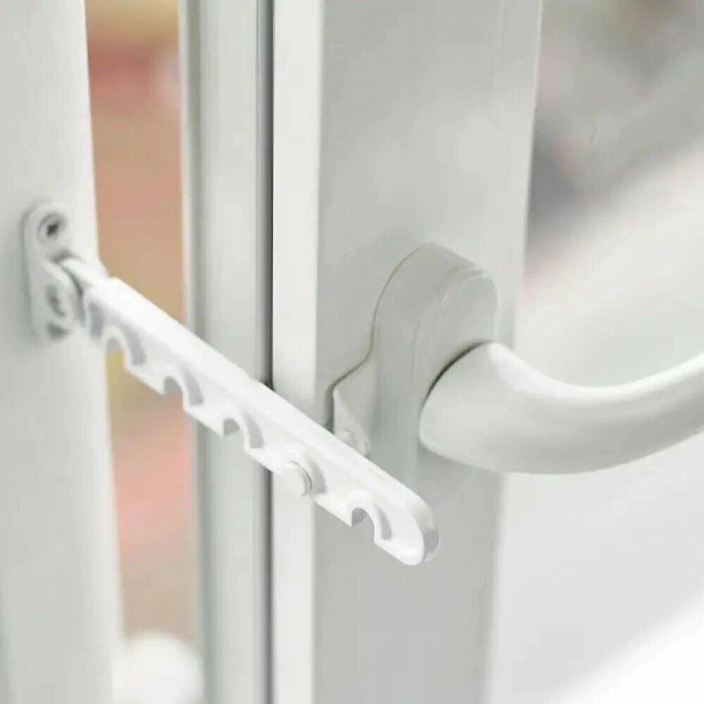 Ограничитель оконный "Левша", универсальный, белый, металлический, 5 уровней фиксации