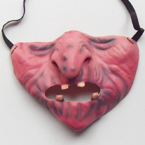 Собачка срывает маску, уморительная маска, трясущаяся губа, хохотун, хохотун