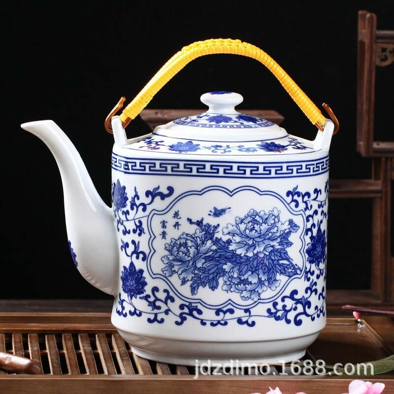 Оптовая керамическая чайник из Цзиндэчжэня, большой емкости, устойчивый к высоким температурам, холодная вода, сине-белый фарфор, домашний керамический кувшин для холодной воды
