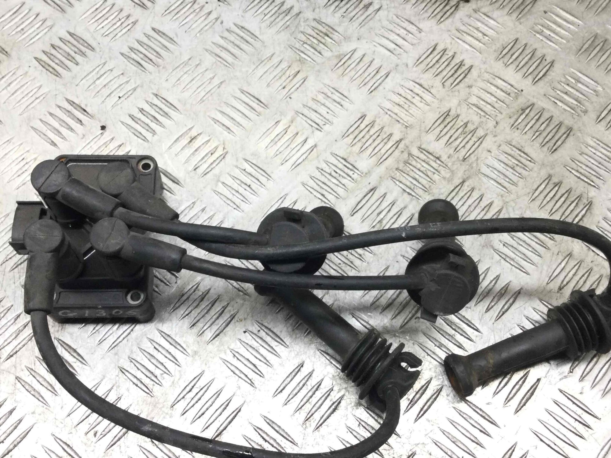 Б/У Катушка зажигания Ford Focus 1 поколение [рестайлинг] (2001-2005) 2001 г.